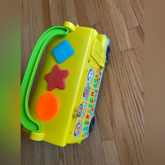 Toys | Cocomelon Learning School Bus Toy Lights And Sounds Working ...